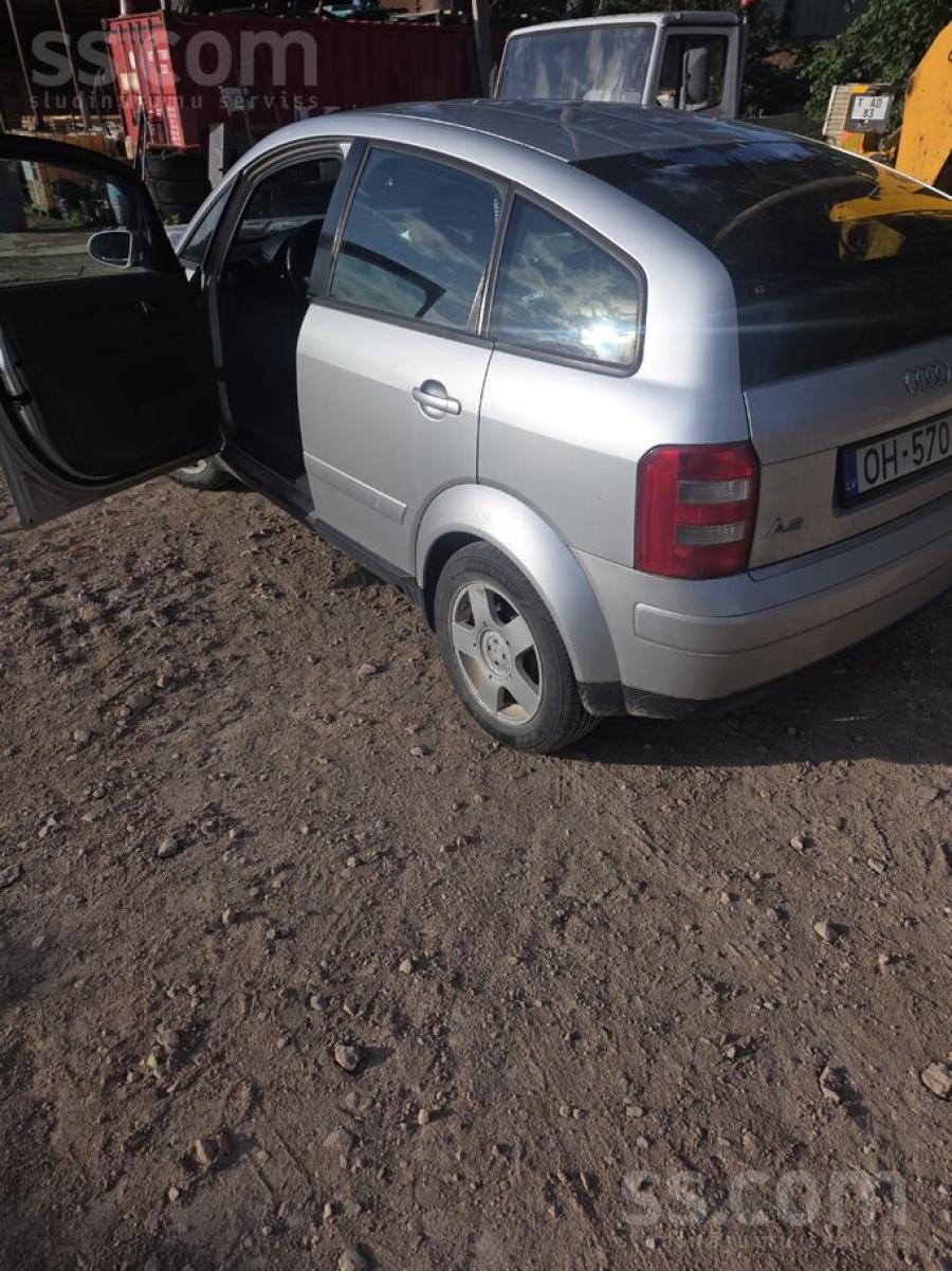 Grey Audi A2 2000 in Limbazi, with an engine capacity of 1.40 L and mileage of 352 thousand km for 1500 €, photo 4 on AUTOMOTO.COM.LV