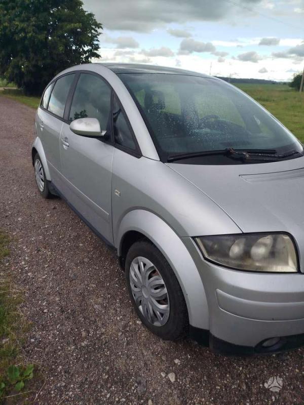 Grey Audi A2 2002 in Raseiniai, with an engine capacity of 1.42 L and mileage of 390 thousand km for 700 €, photo 2 on AUTOMOTO.COM.LV