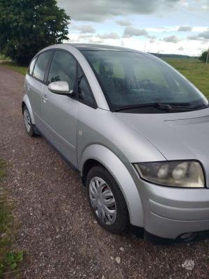 Grey Audi A2 2002 in Raseiniai, with an engine capacity of 1.42 L and mileage of 390 thousand km for 700 €, photo 3 on AUTOMOTO.COM.LV