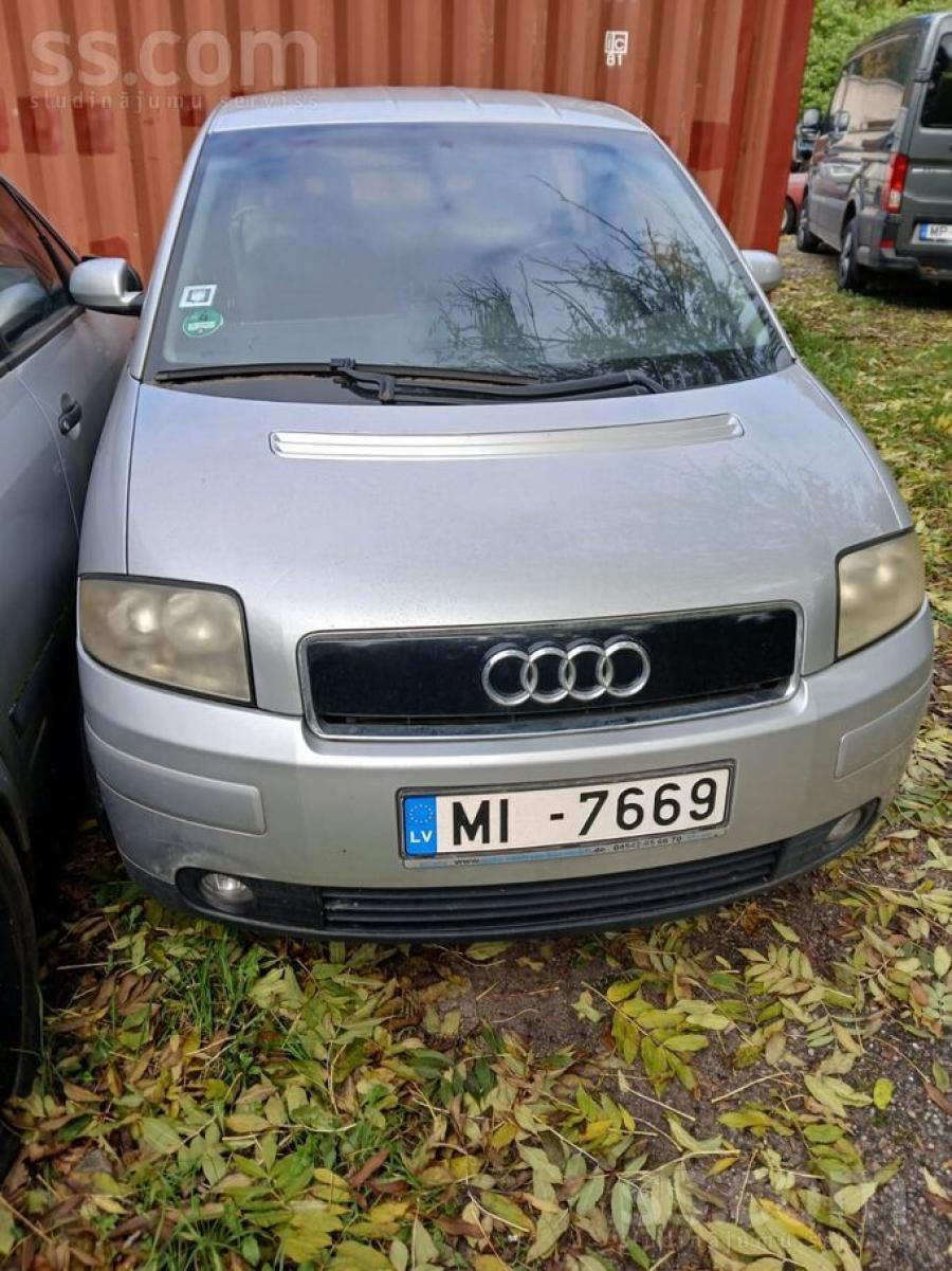 Audi A2 2001 in Riga, with an engine capacity of 1.20 L and mileage of 300 thousand km for 1000 €, photo 4 on AUTOMOTO.COM.LV