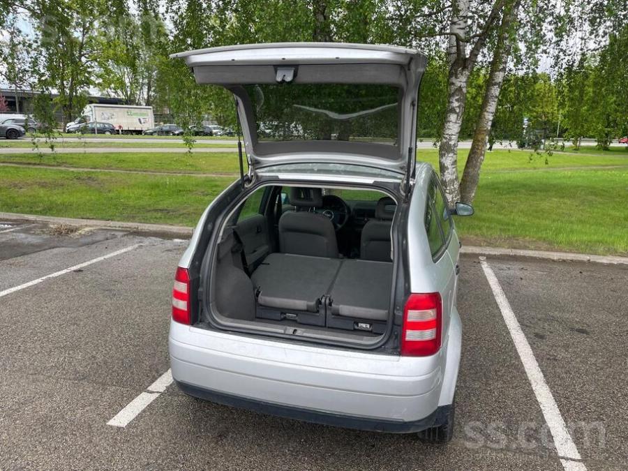 Audi A2 2001 in Riga, with an engine capacity of 1.40 L and mileage of 375 thousand km for 1490 €, photo 7 on AUTOMOTO.COM.LV