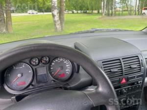 Audi A2 2001 in Riga, with an engine capacity of 1.40 L and mileage of 375 thousand km for 1490 €, photo 9 on AUTOMOTO.COM.LV