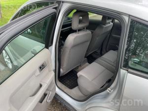 Audi A2 2001 in Riga, with an engine capacity of 1.40 L and mileage of 375 thousand km for 1490 €, photo 11 on AUTOMOTO.COM.LV