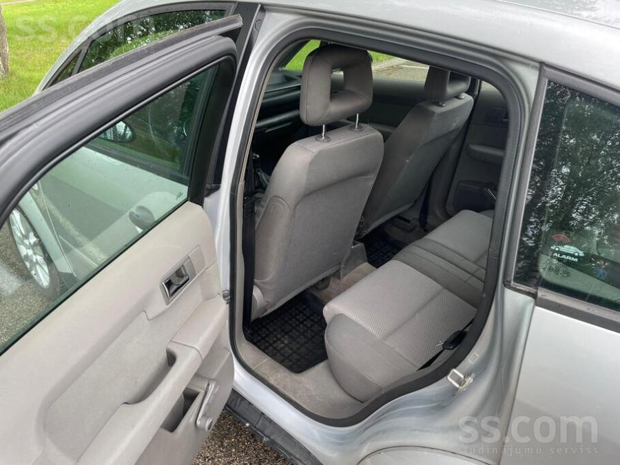 Audi A2 2001 in Riga, with an engine capacity of 1.40 L and mileage of 375 thousand km for 1490 €, photo 11 on AUTOMOTO.COM.LV