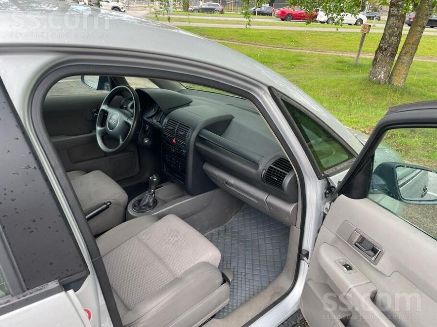 Audi A2 2001 in Riga, with an engine capacity of 1.40 L and mileage of 375 thousand km for 1490 €, photo 12 on AUTOMOTO.COM.LV