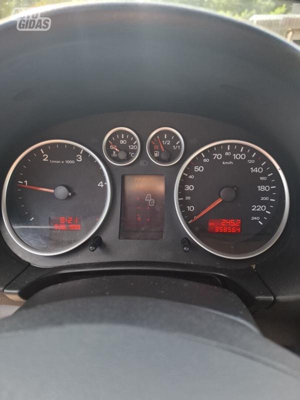 Audi A2 2001 in Elektrenai, with an engine capacity of 1.40 L and mileage of 350 thousand km for 1750 €, photo 10 on AUTOMOTO.COM.LV