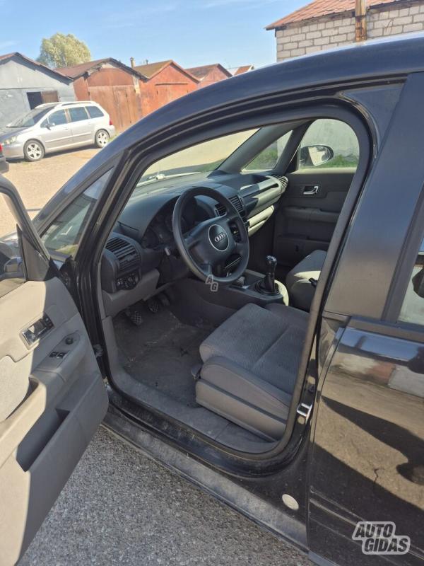 Audi A2 2001 Panevēža, ar dzinēja tilpumu 1.20 L un nobraukumu 198 tūkst. km par 1000 €, foto 8 vietnē AUTOMOTO.COM.LV