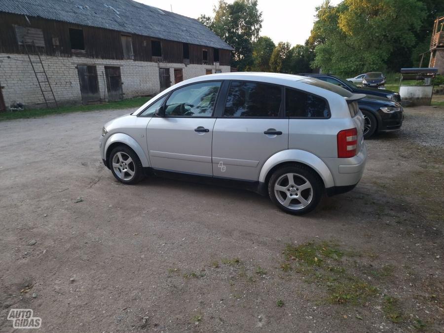 Audi A2 2002 in Plunge, with an engine capacity of 1.40 L and mileage of 262 thousand km for 1400 €, photo 5 on AUTOMOTO.COM.LV
