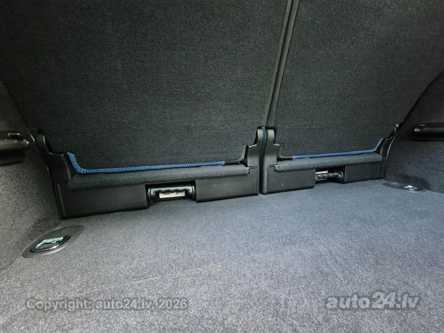 Audi A2 2004 in Tallinn, with an engine capacity of 1.60 L and mileage of 226 thousand km for 5500 €, photo 17 on AUTOMOTO.COM.LV