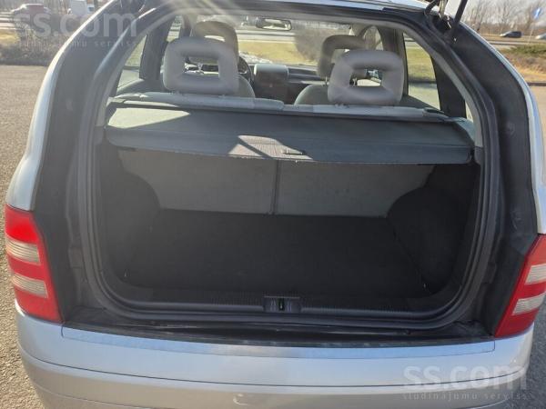 Audi A2 2005 in Riga, with an engine capacity of 1.40 L and mileage of 312 thousand km for 2100 €, photo 9 on AUTOMOTO.COM.LV