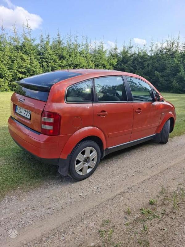 Orange Audi A2 2001 in Elektrenai, with an engine capacity of 1.40 L and mileage of 350 thousand km for 1350 €, photo 8 on AUTOMOTO.COM.LV