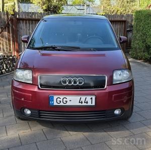 Красный Ауди А2 2003 в Рига, объемом двигателя 1.60 л и пробегом 292 тыс. км за 2700 €, фото  на AUTOMOTO.COM.LV