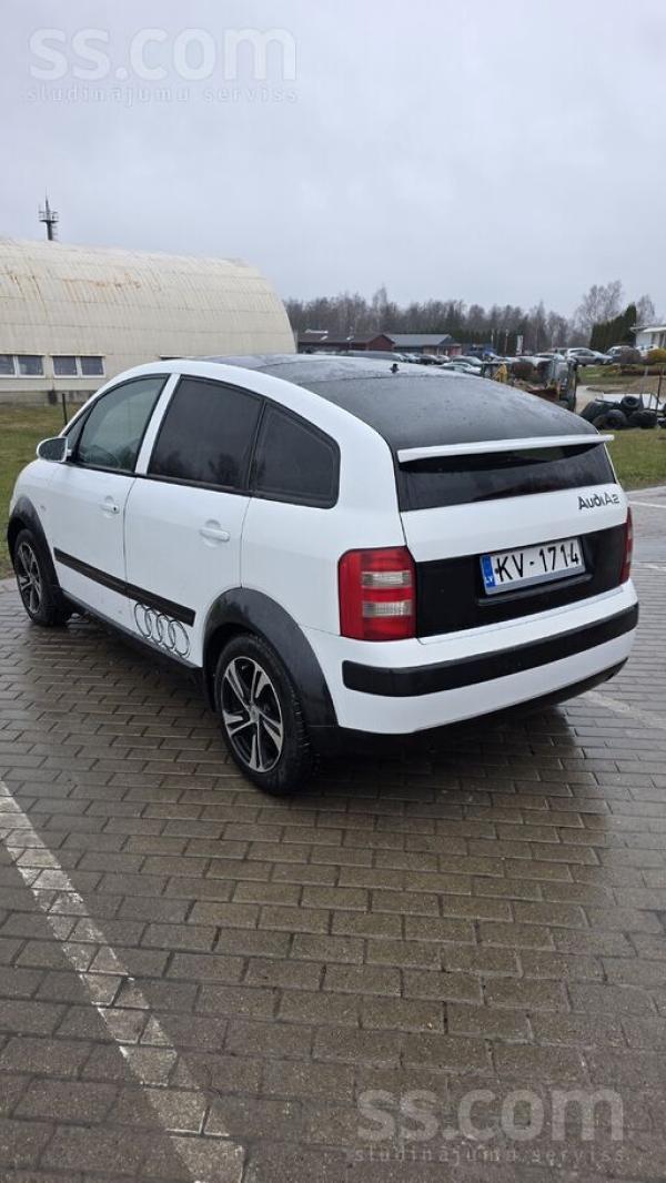 White Audi A2 2001 in Talsi, with an engine capacity of 1.40 L and mileage of 299 thousand km for 1750 €, photo 5 on AUTOMOTO.COM.LV