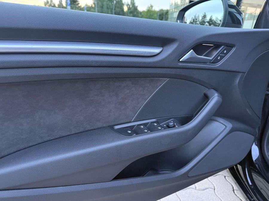 Melns Audi A3 2014 Kupiškis, ar dzinēja tilpumu 1.97 L un nobraukumu 138 tūkst. km par 8800 €, foto 19 vietnē AUTOMOTO.COM.LV
