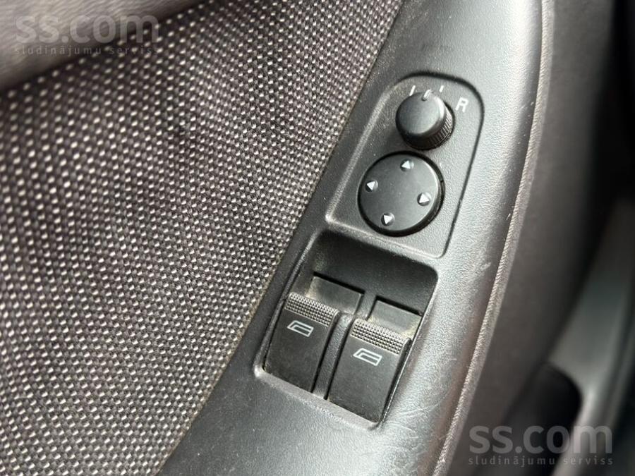 Black Audi A3 2002 in Riga, with an engine capacity of 1.90 L and mileage of 0 thousand km for 1200 €, photo 14 on AUTOMOTO.COM.LV