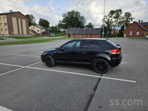 Melns Audi A3 2004 Alūksne, ar dzinēja tilpumu 2.00 L un nobraukumu 282 tūkst. km par 1900 €, foto 4 vietnē AUTOMOTO.COM.LV