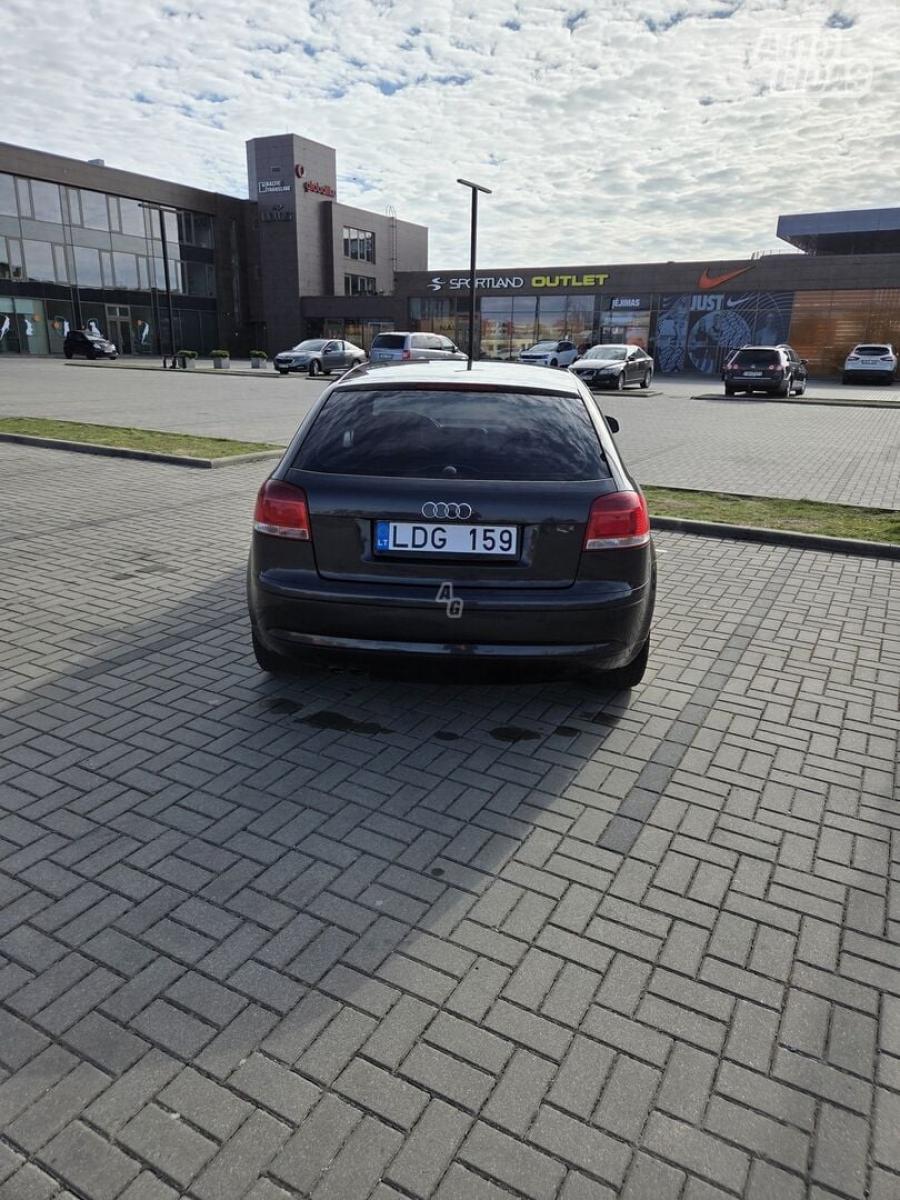 Black Audi A3 2004 in Klaipeda, with an engine capacity of 2.00 L and mileage of 342 thousand km for 1500 €, photo 5 on AUTOMOTO.COM.LV