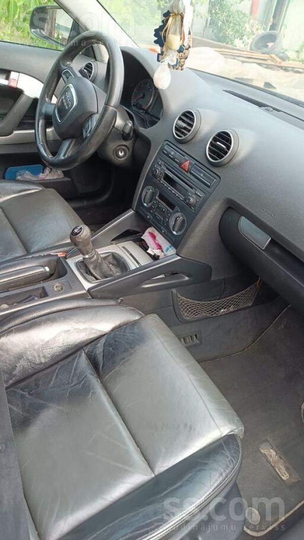 Melns Audi A3 2004 Bauska, ar dzinēja tilpumu 1.90 L un nobraukumu 392 tūkst. km par 1250 €, foto 3 vietnē AUTOMOTO.COM.LV
