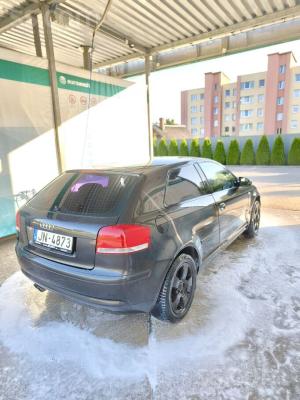 Melns Audi A3 2004 Ludza, ar dzinēja tilpumu 2.00 L un nobraukumu 403 tūkst. km par 1200 €, foto 5 vietnē AUTOMOTO.COM.LV