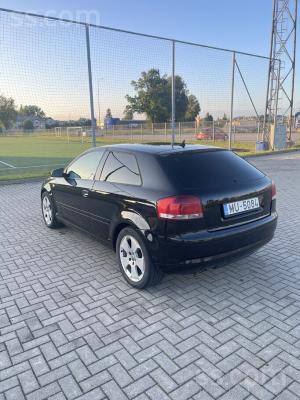 Black Audi A3 2004 in Valmiera, with an engine capacity of 2.00 L and mileage of 382 thousand km for 1500 €, photo 4 on AUTOMOTO.COM.LV