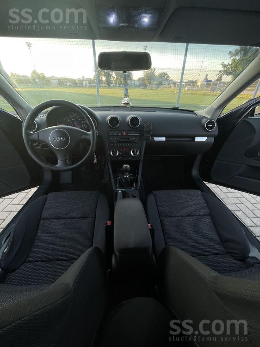 Black Audi A3 2004 in Valmiera, with an engine capacity of 2.00 L and mileage of 382 thousand km for 1500 €, photo 9 on AUTOMOTO.COM.LV