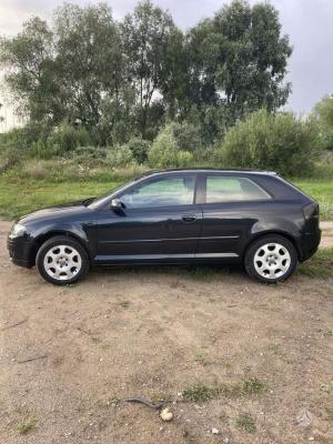 Melns Audi A3 2005 Klaipėda, ar dzinēja tilpumu 1.60 L un nobraukumu 196 tūkst. km par 1400 €, foto 3 vietnē AUTOMOTO.COM.LV