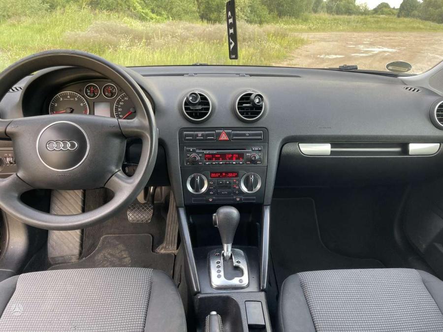 Melns Audi A3 2005 Klaipėda, ar dzinēja tilpumu 1.60 L un nobraukumu 196 tūkst. km par 1400 €, foto 14 vietnē AUTOMOTO.COM.LV