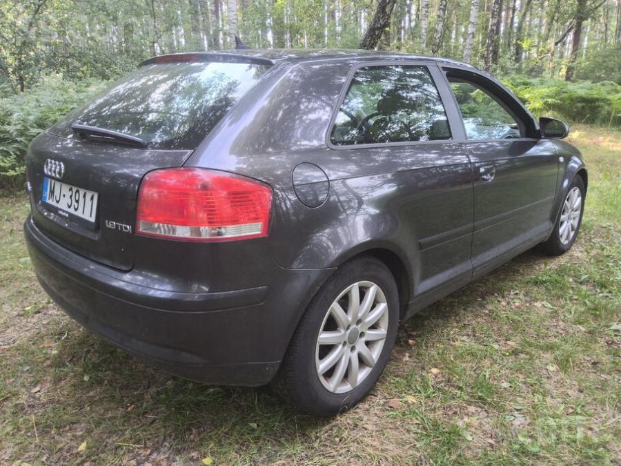 Melns Audi A3 2007 Rīga, ar dzinēja tilpumu 1.90 L un nobraukumu 353 tūkst. km par 2000 €, foto 4 vietnē AUTOMOTO.COM.LV