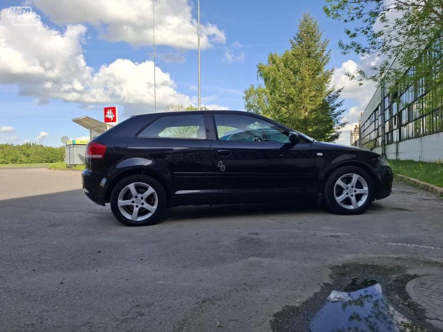 Melns Audi A3 2007 Ariogala, ar dzinēja tilpumu 2.00 L un nobraukumu 270 tūkst. km par 1750 €, foto 5 vietnē AUTOMOTO.COM.LV
