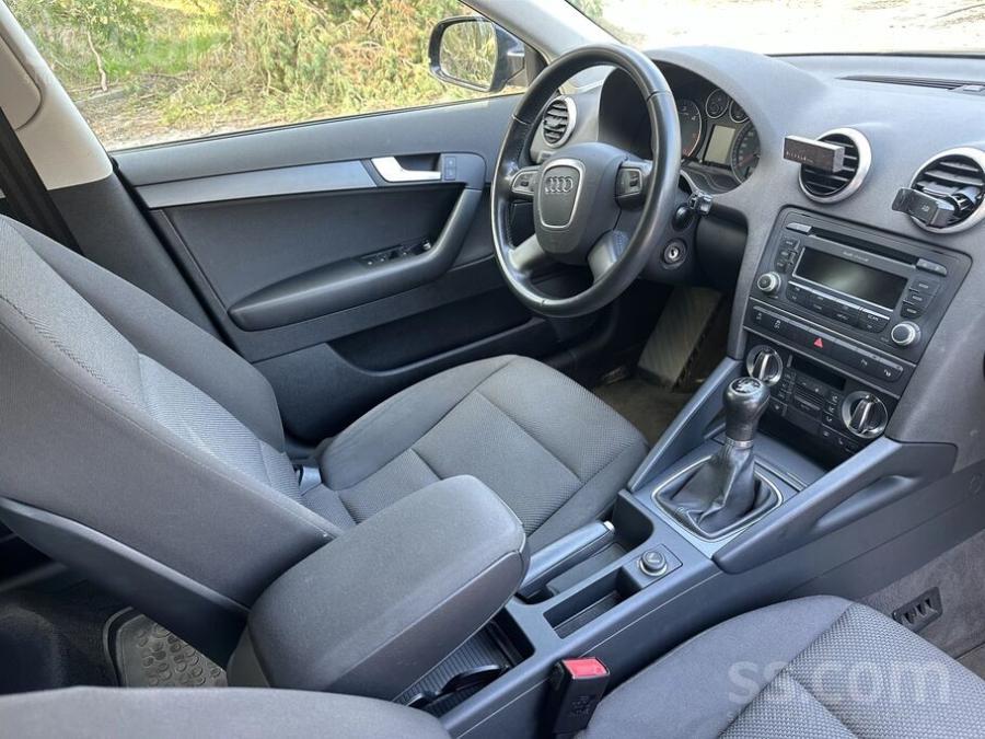 Melns Audi A3 2011 Jūrmala, ar dzinēja tilpumu 1.60 L un nobraukumu 271 tūkst. km par 4900 €, foto 13 vietnē AUTOMOTO.COM.LV