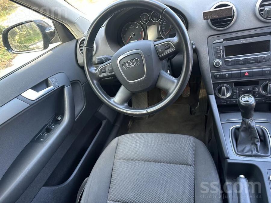 Melns Audi A3 2011 Jūrmala, ar dzinēja tilpumu 1.60 L un nobraukumu 271 tūkst. km par 4900 €, foto 14 vietnē AUTOMOTO.COM.LV