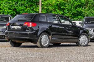 Black Audi A3 2004 in Riga, with an engine capacity of 2.00 L and mileage of 374 thousand km for 2790 €, photo 4 on AUTOMOTO.COM.LV