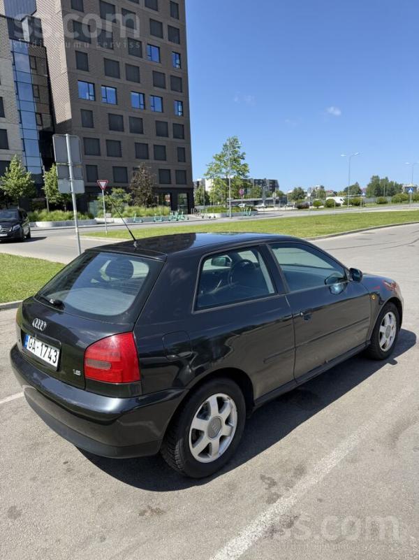 Melns Audi A3 1997 Rīga, ar dzinēja tilpumu 1.80 L un nobraukumu 330 tūkst. km par 1000 €, foto 4 vietnē AUTOMOTO.COM.LV