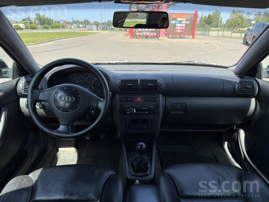 Melns Audi A3 1997 Rīga, ar dzinēja tilpumu 1.80 L un nobraukumu 330 tūkst. km par 1000 €, foto 9 vietnē AUTOMOTO.COM.LV
