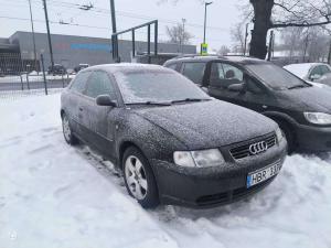 Melns Audi A3 1997 Kauņa, ar dzinēja tilpumu 1.90 L un nobraukumu 350 tūkst. km par 450 €, foto  vietnē AUTOMOTO.COM.LV