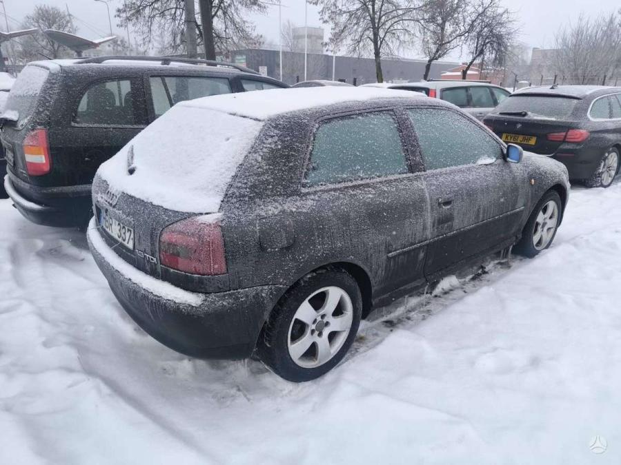 Melns Audi A3 1997 Kauņa, ar dzinēja tilpumu 1.90 L un nobraukumu 350 tūkst. km par 450 €, foto 4 vietnē AUTOMOTO.COM.LV