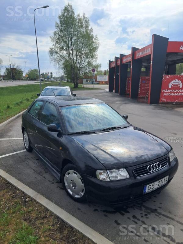 Melns Audi A3 1997 Rīga, ar dzinēja tilpumu 1.60 L un nobraukumu 290 tūkst. km par 850 €, foto 4 vietnē AUTOMOTO.COM.LV
