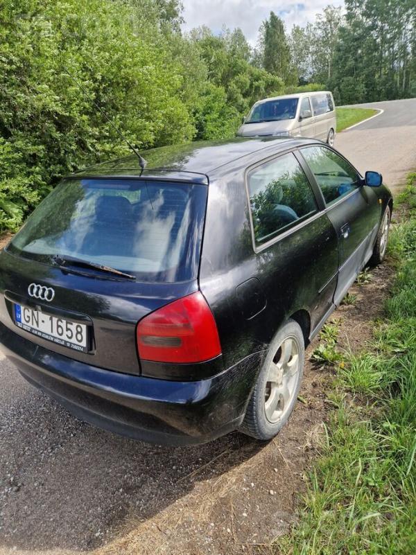 Melns Audi A3 1997 Rīga, ar dzinēja tilpumu 1.80 L un nobraukumu 264 tūkst. km par 950 €, foto 3 vietnē AUTOMOTO.COM.LV