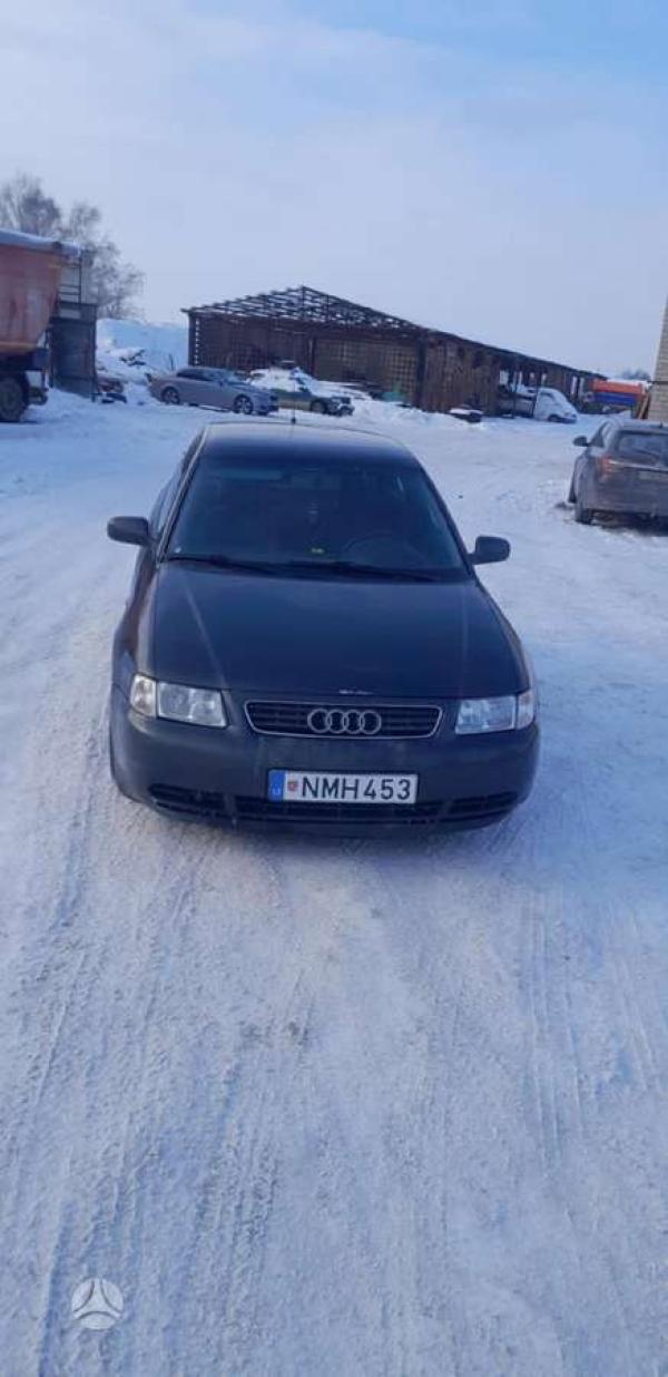 Melns Audi A3 1998 Vievis, ar dzinēja tilpumu 1.90 L un nobraukumu 300 tūkst. km par 600 €, foto 1 vietnē AUTOMOTO.COM.LV