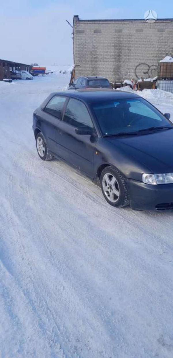 Melns Audi A3 1998 Vievis, ar dzinēja tilpumu 1.90 L un nobraukumu 300 tūkst. km par 600 €, foto 3 vietnē AUTOMOTO.COM.LV