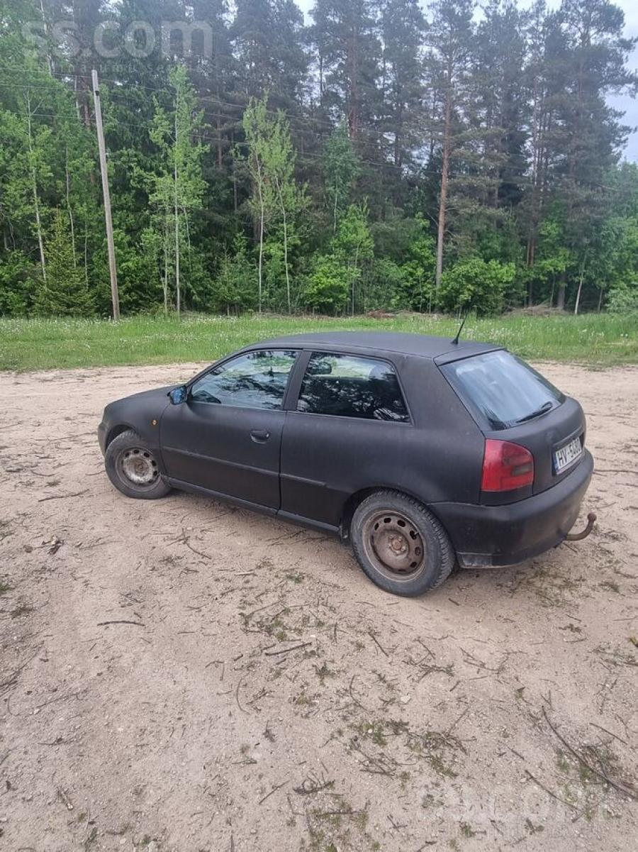 Melns Audi A3 1998 Alūksne, ar dzinēja tilpumu 1.90 L un nobraukumu 520 tūkst. km par 750 €, foto 6 vietnē AUTOMOTO.COM.LV