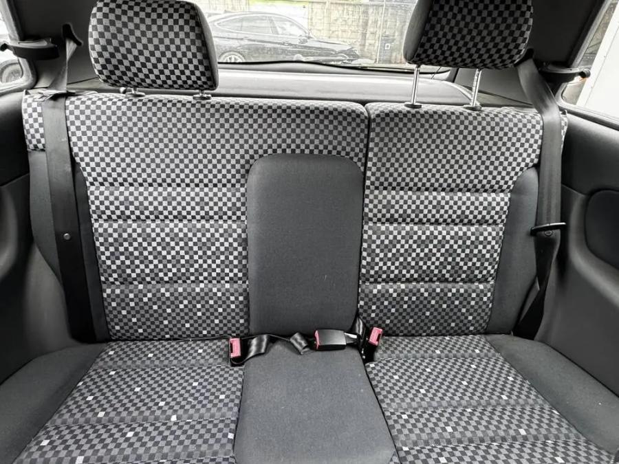 Melns Audi A3 1998 Daugavpils, ar dzinēja tilpumu 1.80 L un nobraukumu 252 tūkst. km par 890 €, foto 10 vietnē AUTOMOTO.COM.LV