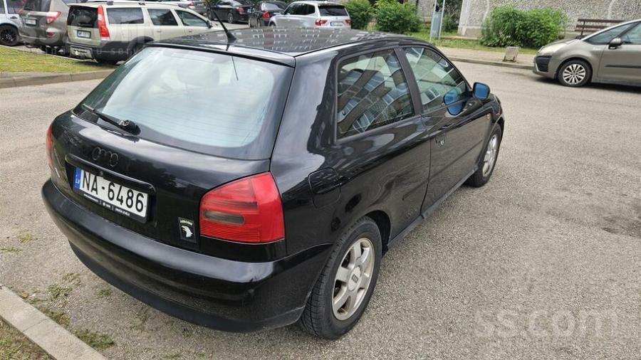 Melns Audi A3 1998 Daugavpils, ar dzinēja tilpumu 1.80 L un nobraukumu 251 tūkst. km par 850 €, foto 6 vietnē AUTOMOTO.COM.LV
