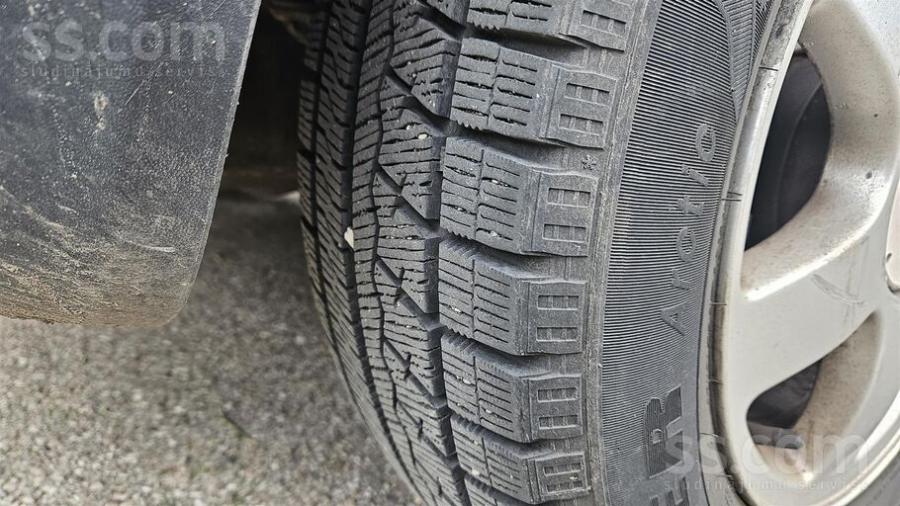 Melns Audi A3 1998 Daugavpils, ar dzinēja tilpumu 1.80 L un nobraukumu 251 tūkst. km par 850 €, foto 7 vietnē AUTOMOTO.COM.LV