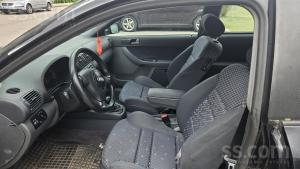 Melns Audi A3 1998 Daugavpils, ar dzinēja tilpumu 1.80 L un nobraukumu 251 tūkst. km par 850 €, foto 10 vietnē AUTOMOTO.COM.LV