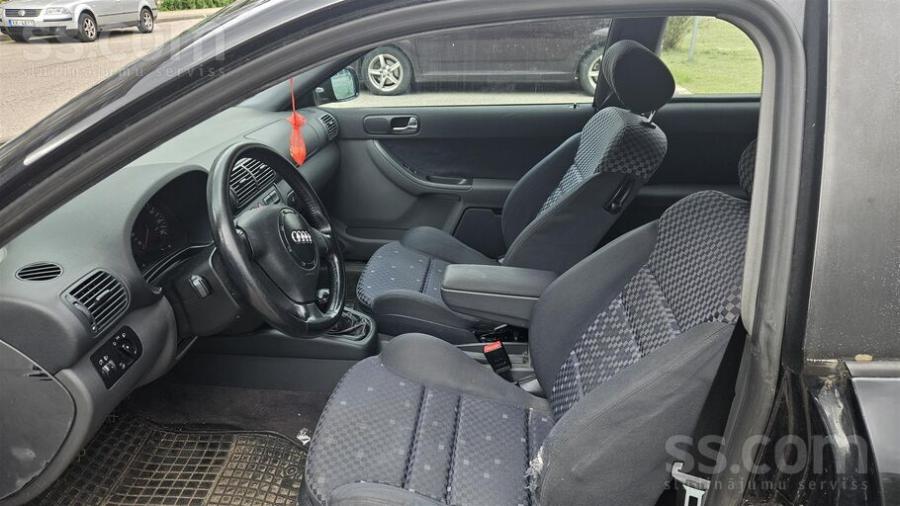 Melns Audi A3 1998 Daugavpils, ar dzinēja tilpumu 1.80 L un nobraukumu 251 tūkst. km par 850 €, foto 10 vietnē AUTOMOTO.COM.LV