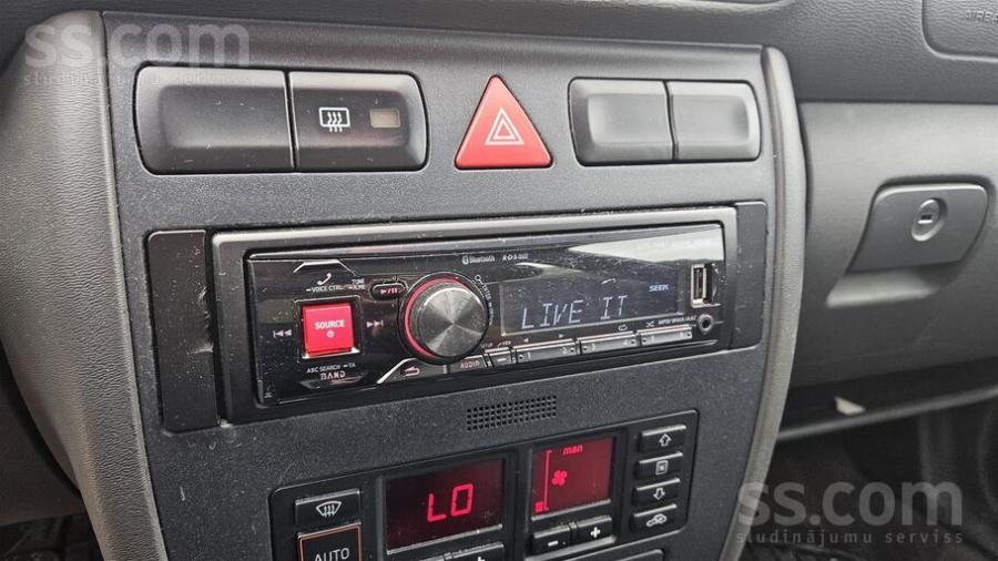 Melns Audi A3 1998 Daugavpils, ar dzinēja tilpumu 1.80 L un nobraukumu 251 tūkst. km par 850 €, foto 12 vietnē AUTOMOTO.COM.LV