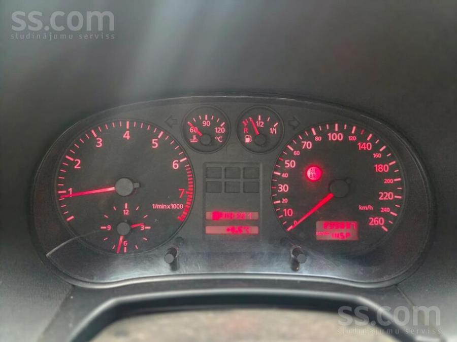 Черный Ауди А3 1998 в Рига, объемом двигателя 1.60 л и пробегом 238 тыс. км за 1200 €, фото 15 на AUTOMOTO.COM.LV