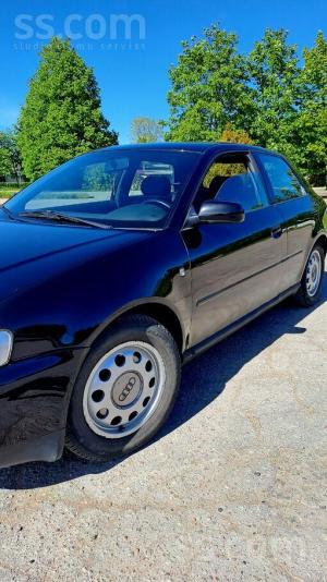 Melns Audi A3 1999 Kuldīga, ar dzinēja tilpumu 1.90 L un nobraukumu 275 tūkst. km par 1050 €, foto 11 vietnē AUTOMOTO.COM.LV