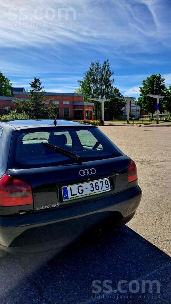 Black Audi A3 1999 in Kuldiga, with an engine capacity of 1.90 L and mileage of 275 thousand km for 1250 €, photo 6 on AUTOMOTO.COM.LV